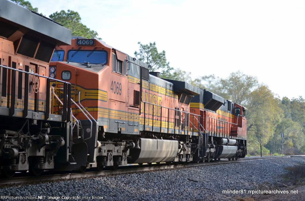 BNSF 4069